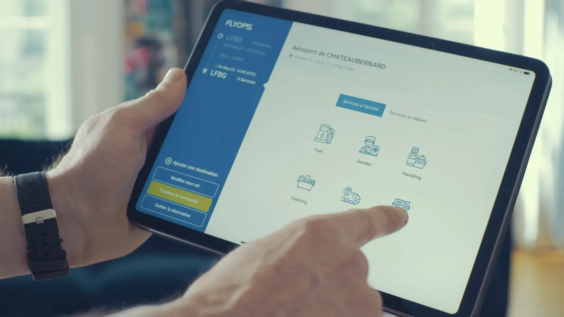 Manage your flights - FLYOPS